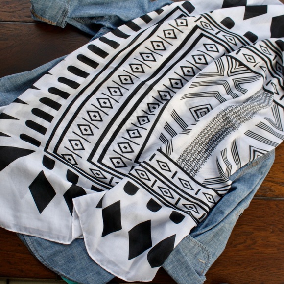 Accessories | Host Pick Black And White Tribal Scarf | Poshmark